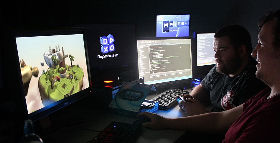 Sheffield Hallam opens world's largest PlayStation teaching lab ...