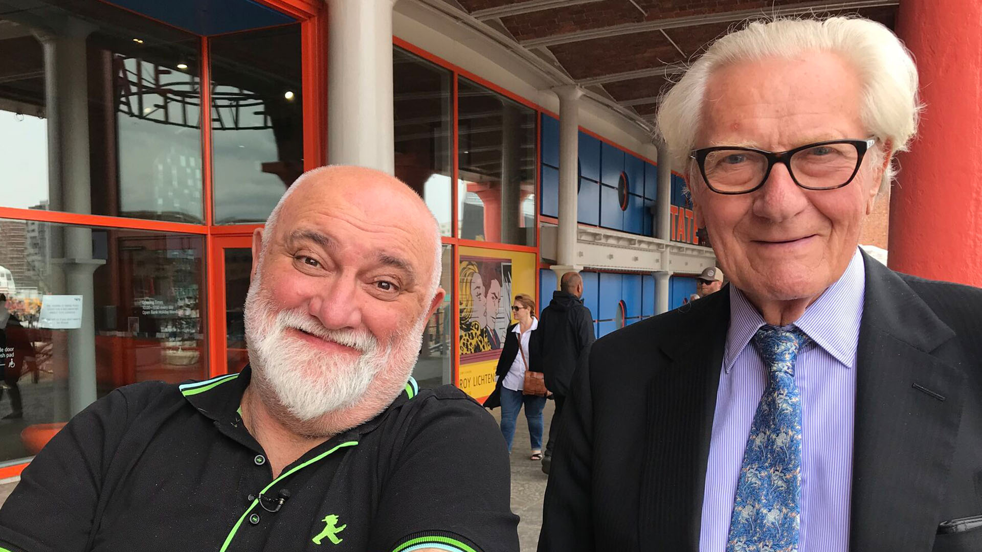 Alexei Sayle examines the impact of the Tate Liverpool in BBC ...