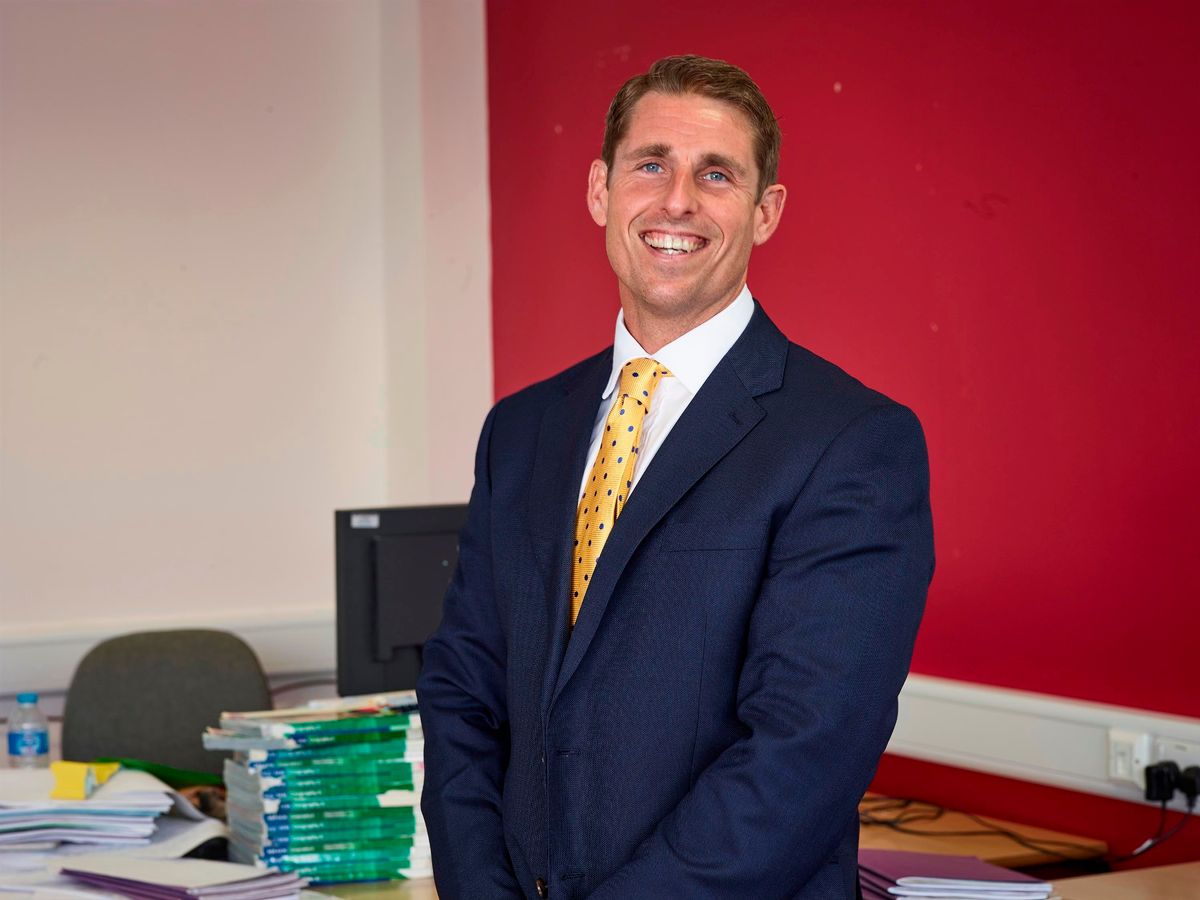 Educating Greater Manchester headteacher resigns - Prolific North