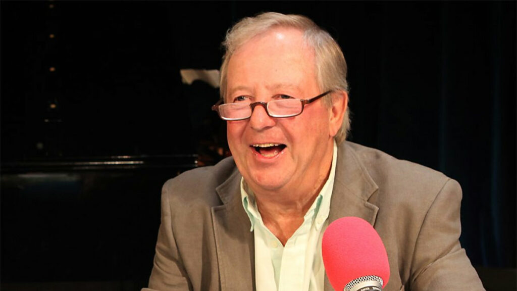 Cleese, Fry and Dee lead tributes to Tim Brooke-Taylor after death from ...