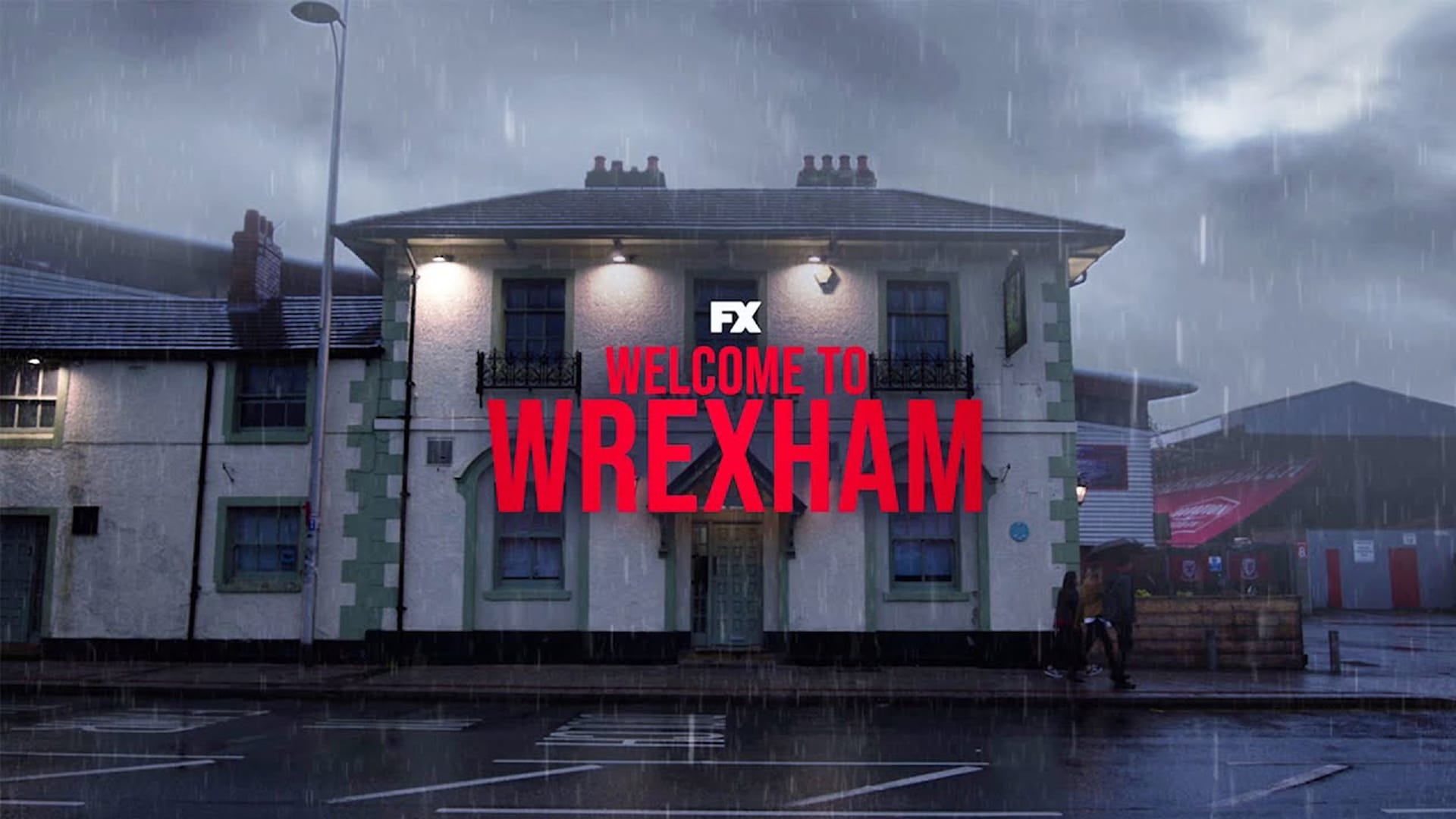 Ryan Reynolds and Rob McElhenney star in Welcome to Wrexham trailer ...