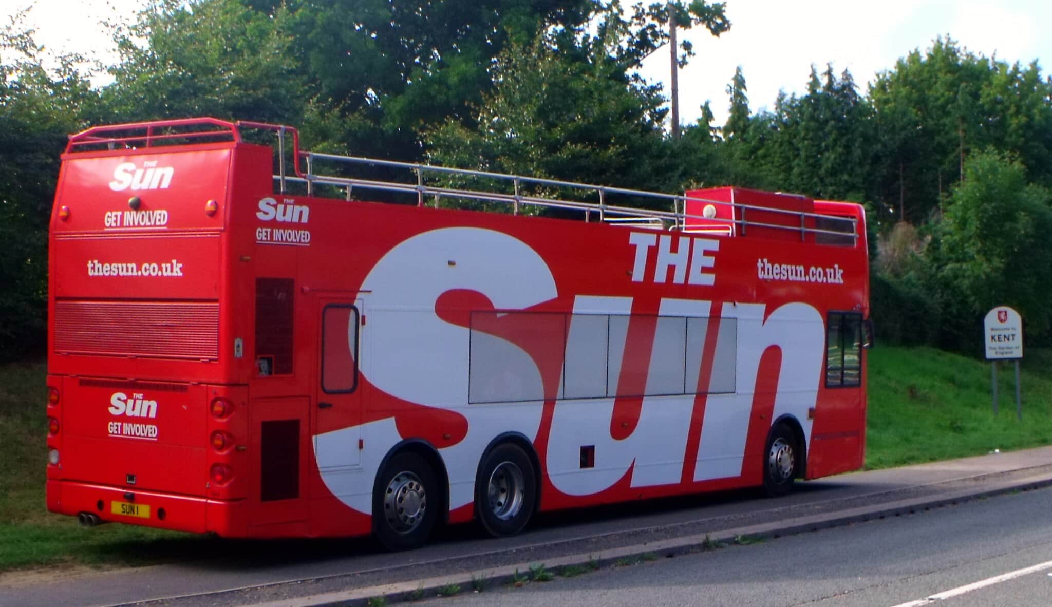 Former Sun editor: Photos claim now a crisis for The Sun, not the BBC ...