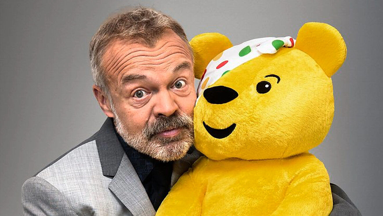 Pudsey Bear learns BSL in See Hear/Children in Need collaboration ...