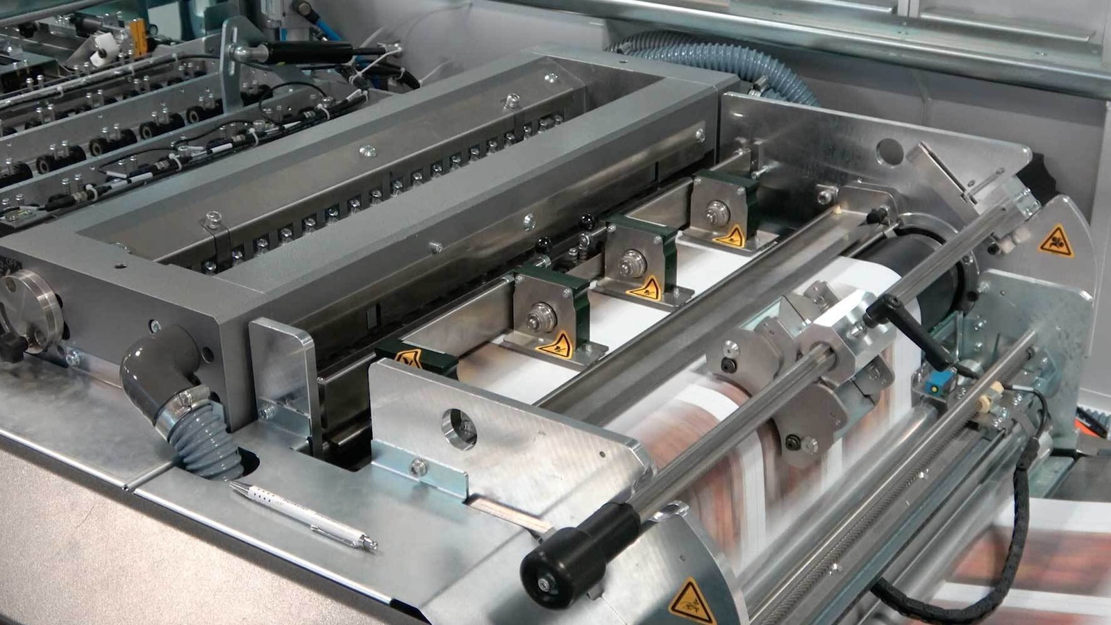 £0.5m+ investment in new equipment and jobs at instantprint's S Yorks ...