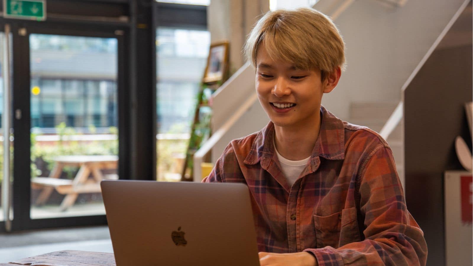 A Week in My Life: Lin Zhao, SEO Manager, ilk - Prolific North