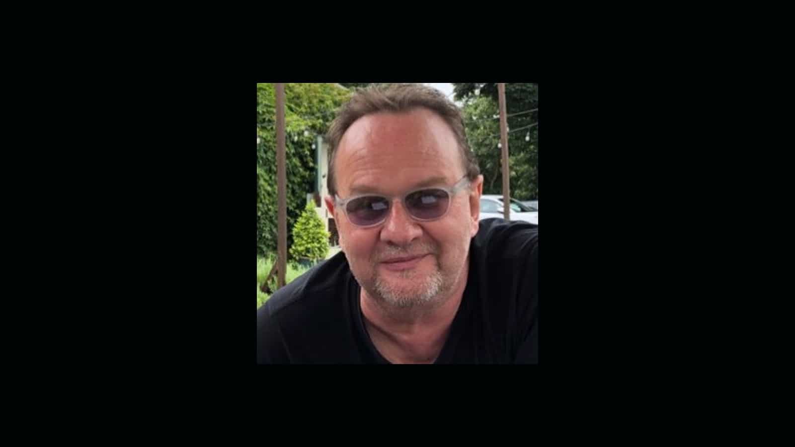 Ian Ross - Novelist, Journalist, Communications Director and “devoted ...
