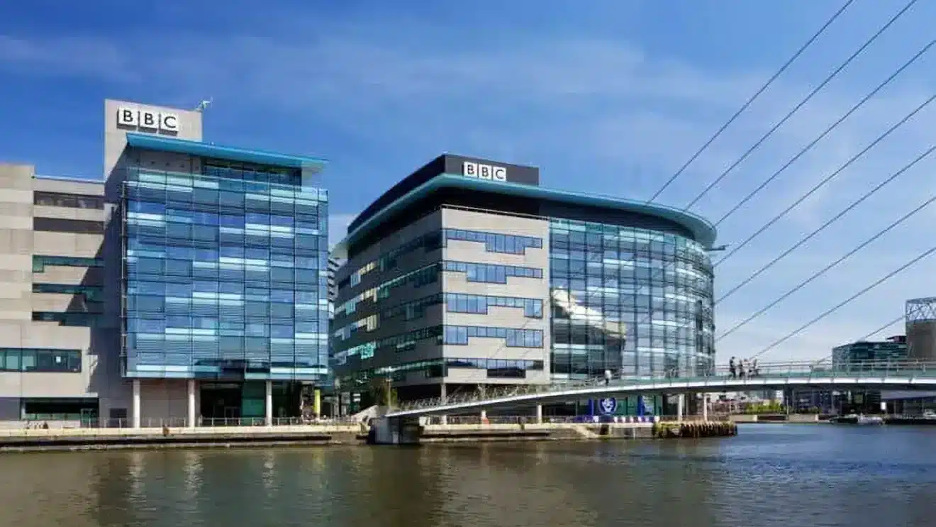 "Death by a thousand cuts" – 550 jobs to go, commissioning slashed by £ ...