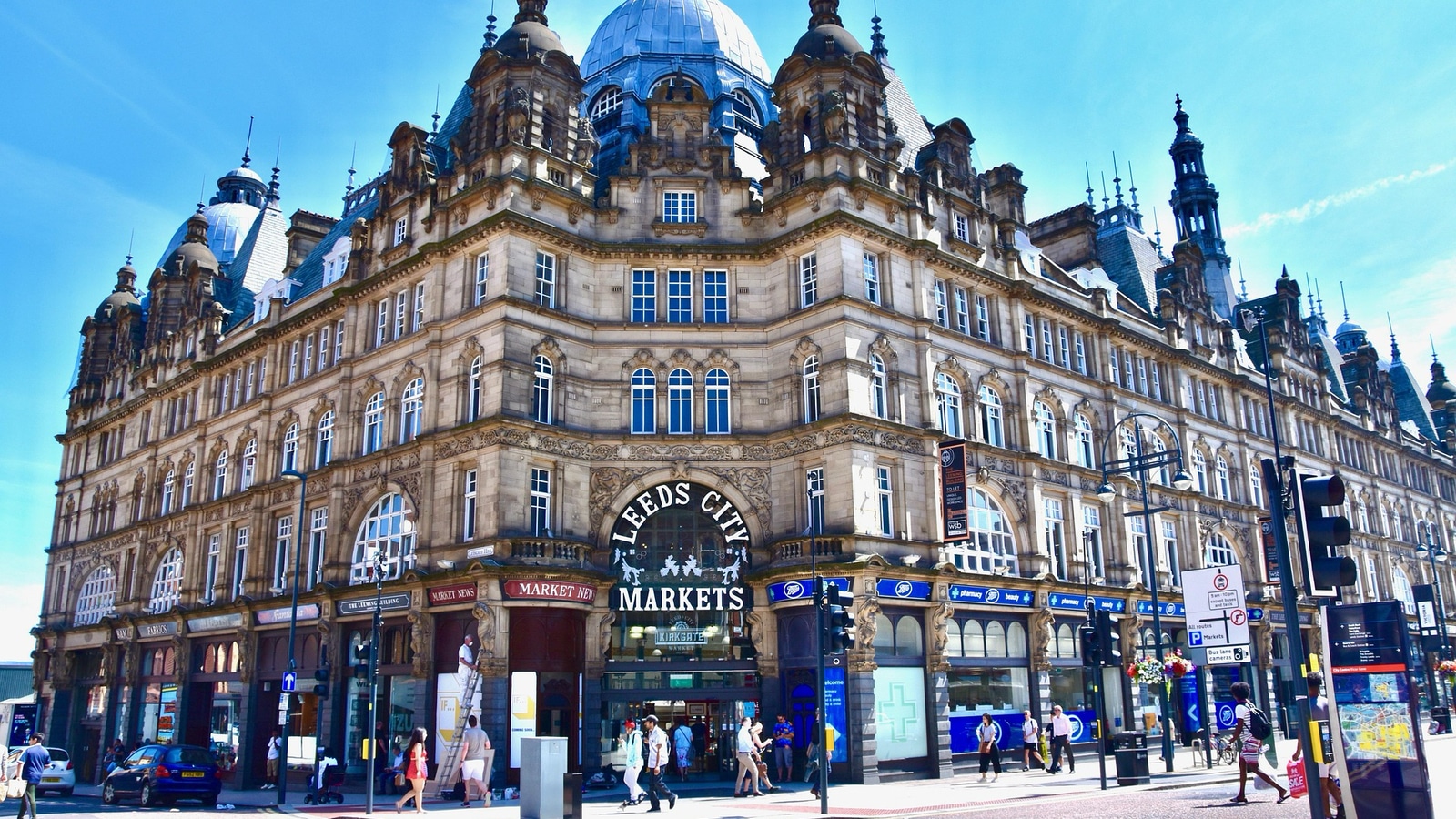 BBC and ITV policy chiefs to headline Leeds Uni BBC Charter public ...