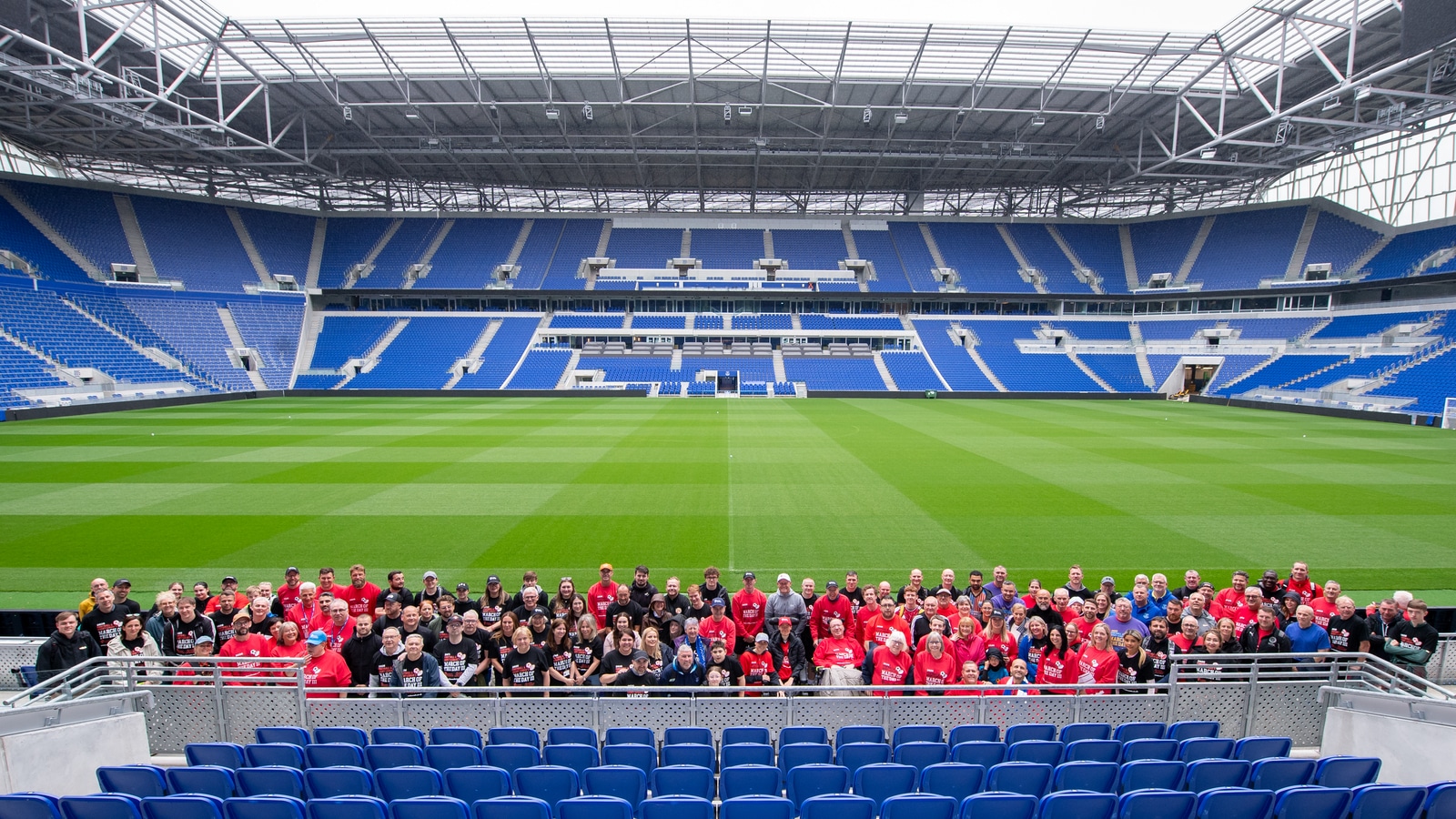 Red and blue Merseyside unite as 360-mile March of the Day kicks off ...